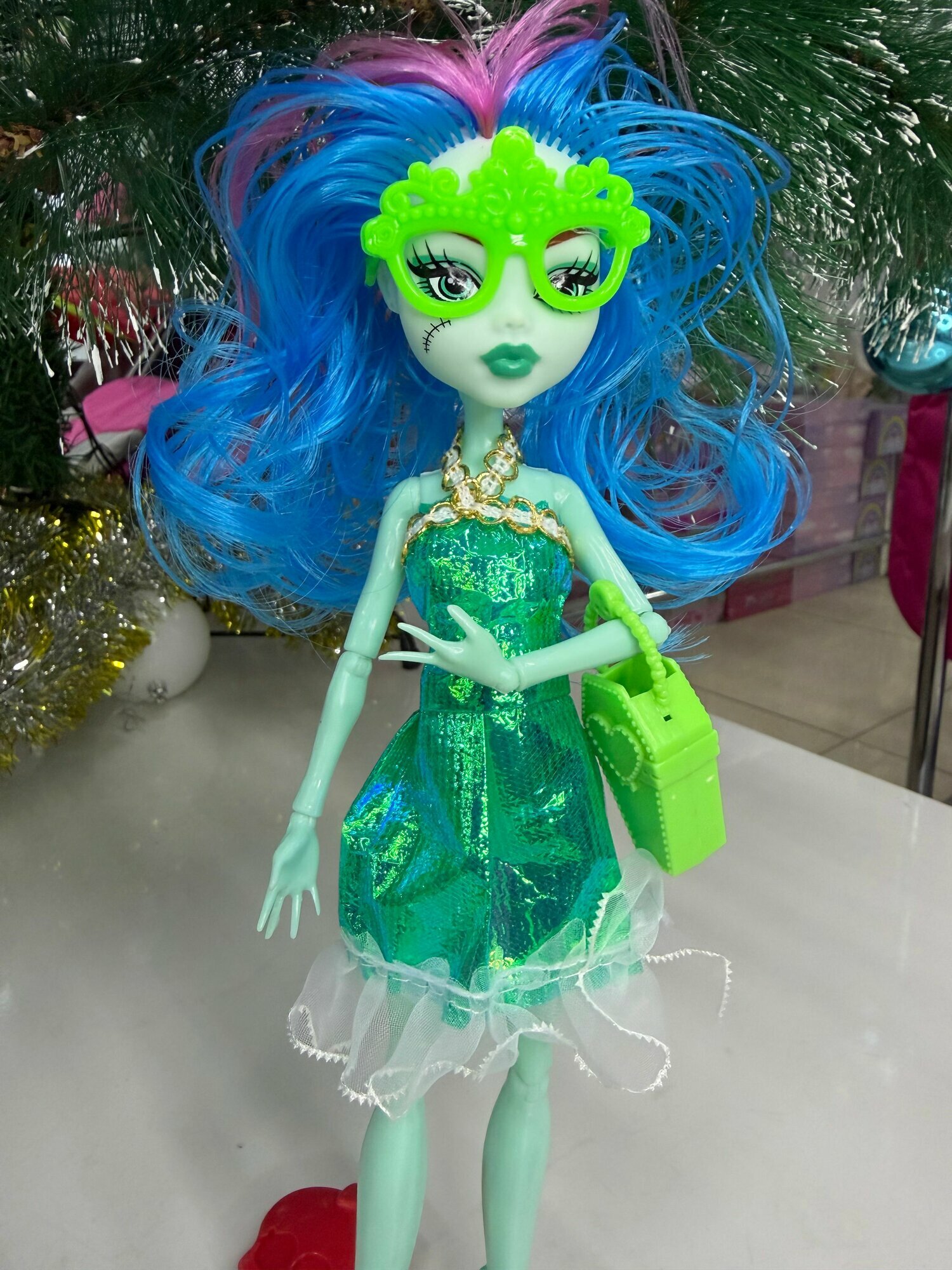 Кукла шарнирная с крыльями монстер 28 см