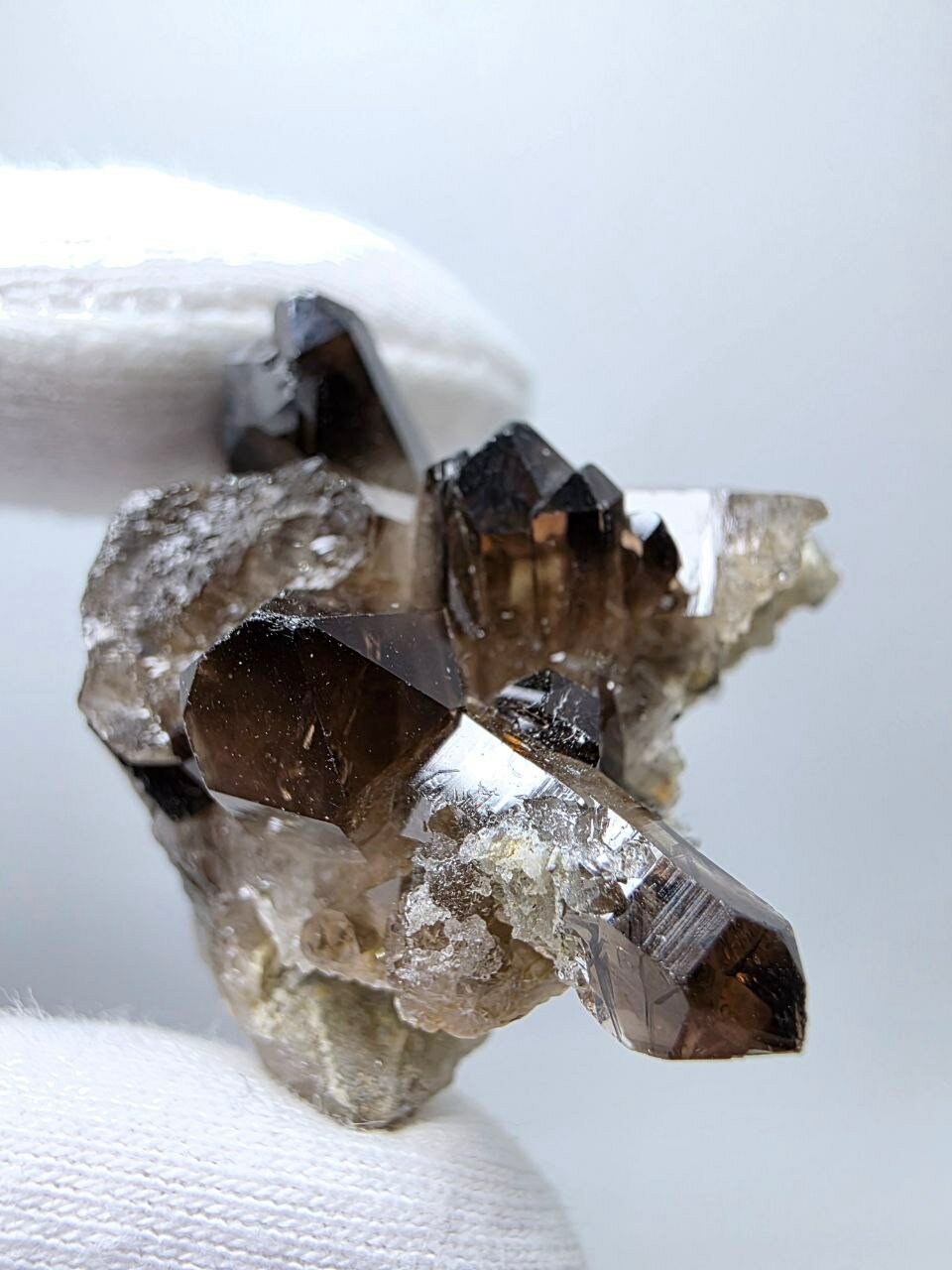 Морион 39 мм, 25 г.