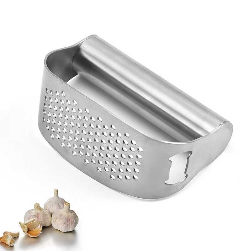 Серебряный, 2-в-1 кухонный инструмент: многофункциональный пресс для фруктов и овощей и удобная открывалка для бутылок.