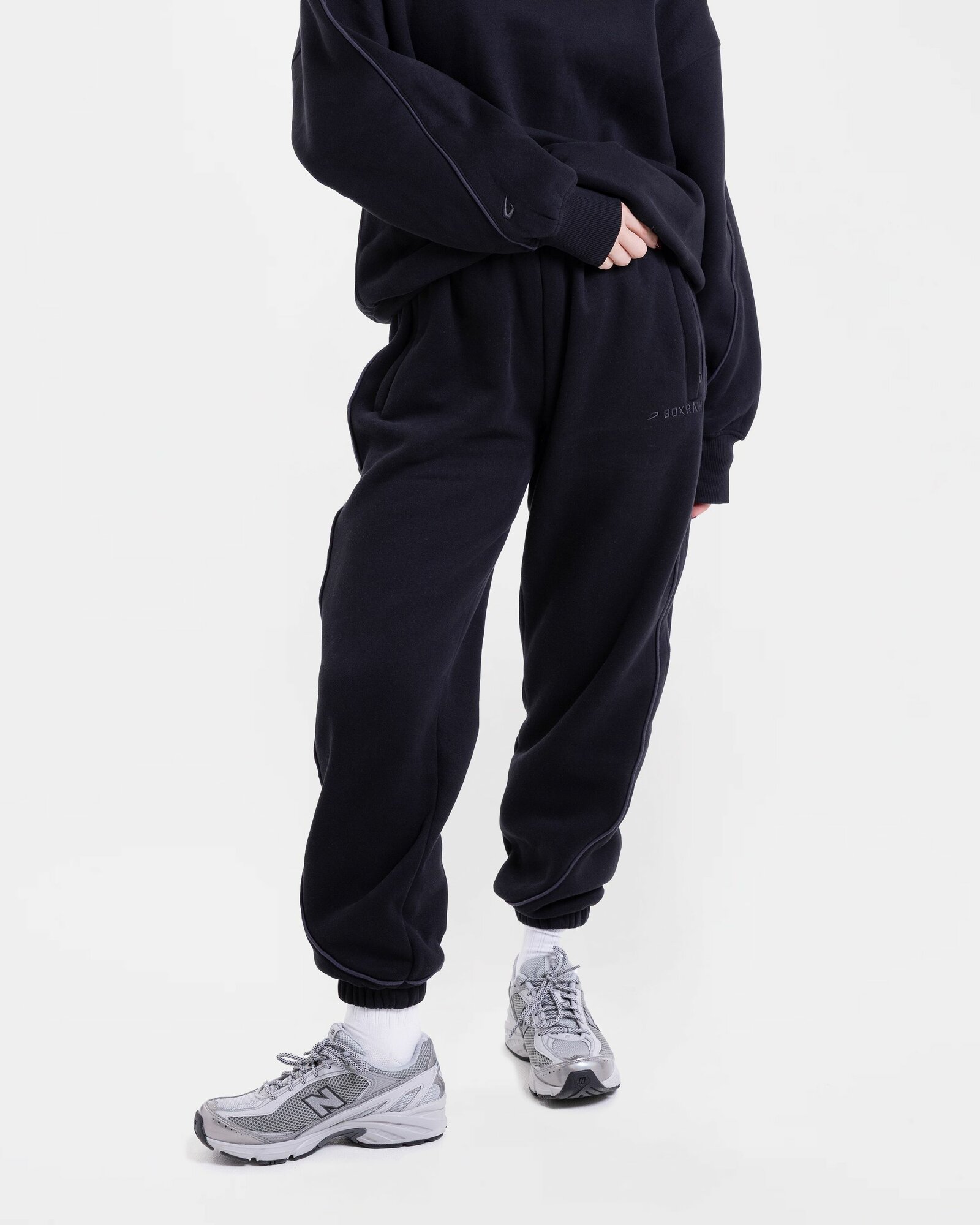 Брюки спортивные