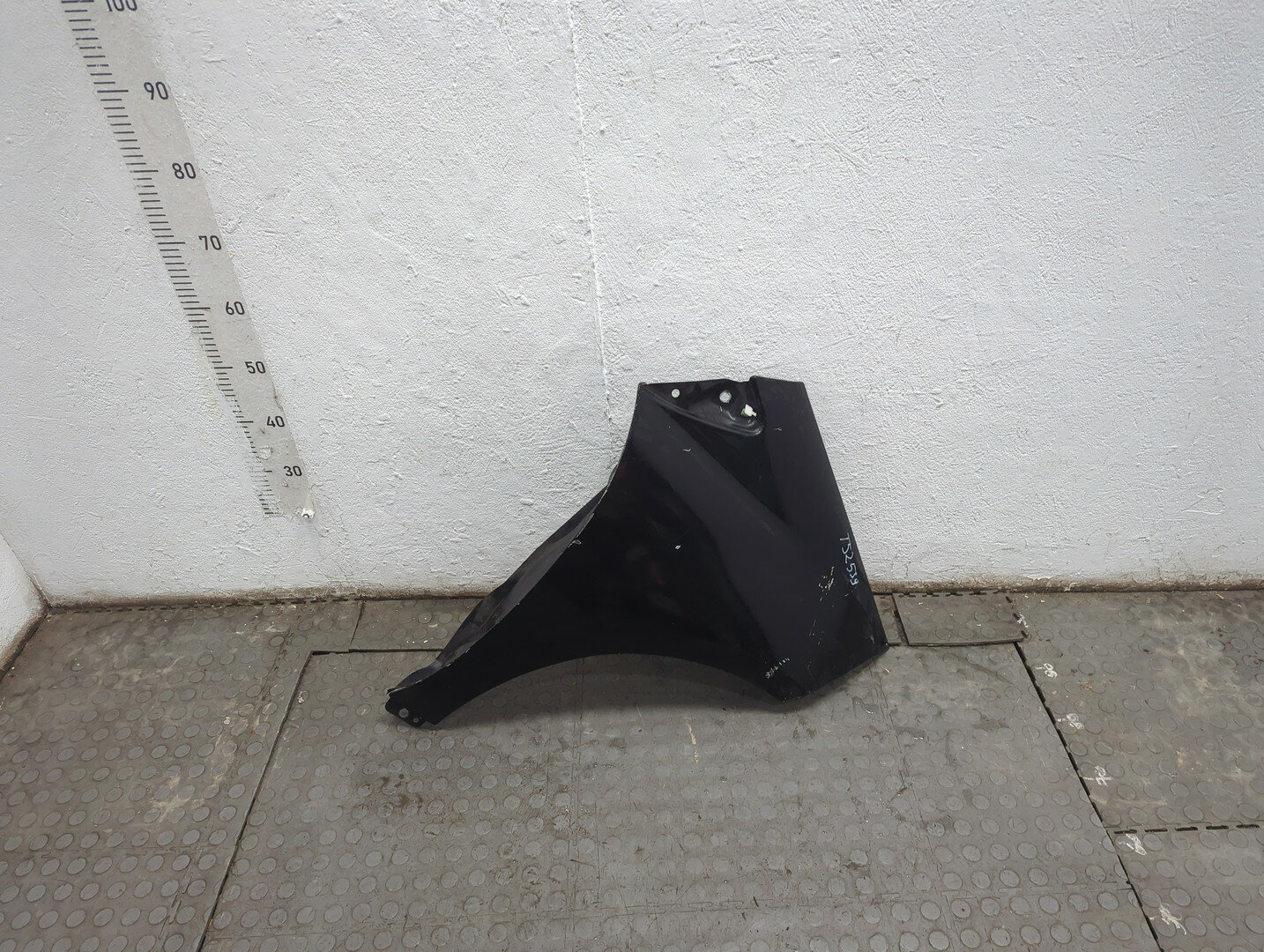 Крыло правое переднее Mercedes A W169 Б/У