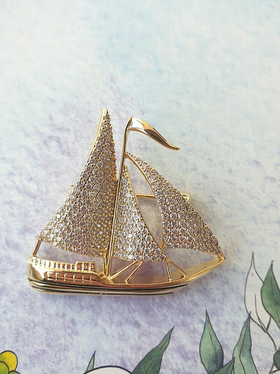 Брошь, фианит