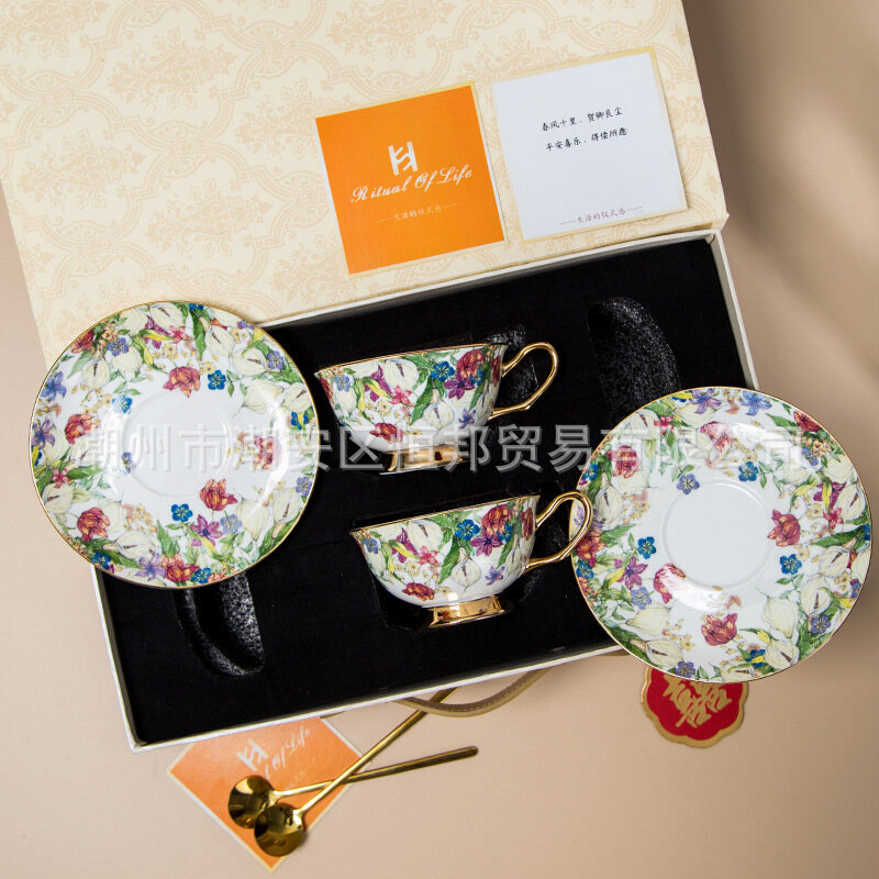 Набор кофейных чашек и блюдец из костяного фарфора, подарочная коробка для чаепития в сине-белых тонах, подарок на новоселье, свадебный подарок, чайный набор с чашками и блюдцами.