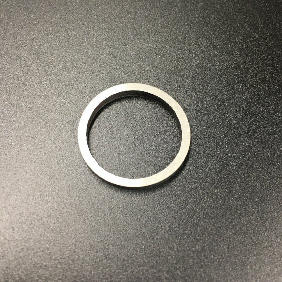 Шайба подшипника поршневого пальца Yamaha 25-30 (Производитель Omax)