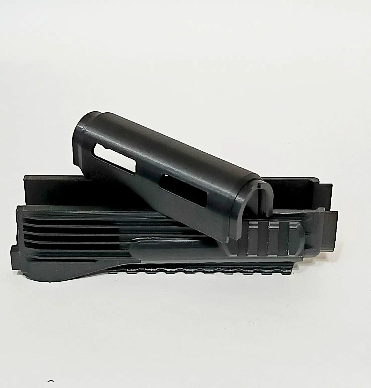 Тактическое цевье с планкой Вивера для Сайга, Вепрь из АБС пластика, для охоты, страйкбола