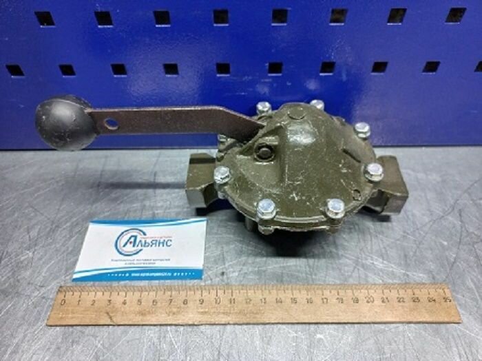 Насос ручной подкачки топлива РНМ-1 КУ-2 К-700