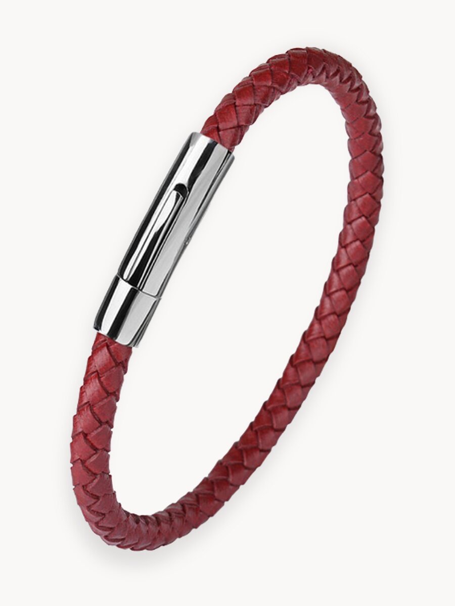 Плетеный браслет