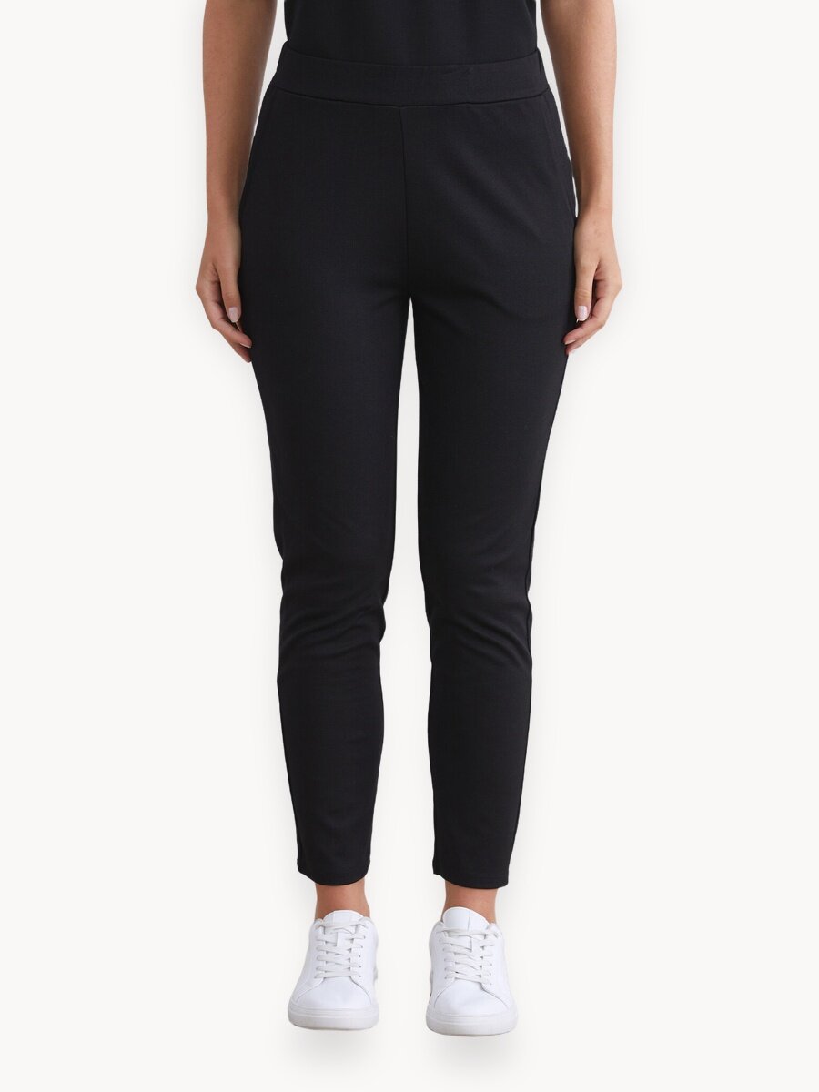 Брюки спортивные