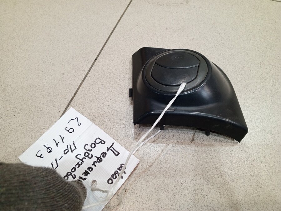 Дефлектор воздушный правый от Chevrolet Aveo T250 2005-2011