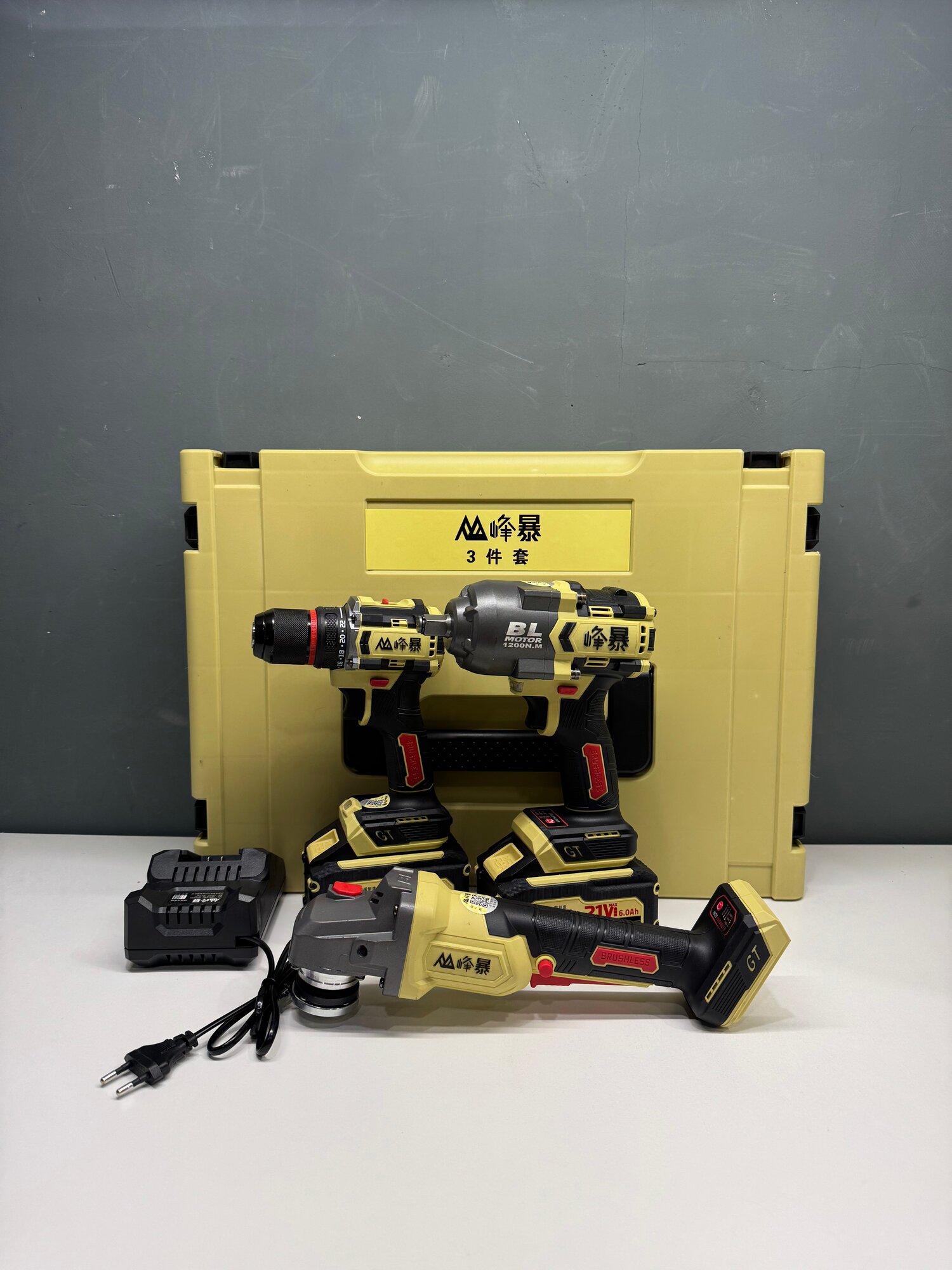 FENG BAO набор 3 в 1 Гайковерт 1280, болгарка 5230, шуруповерт 60 nm, кейс, 21в