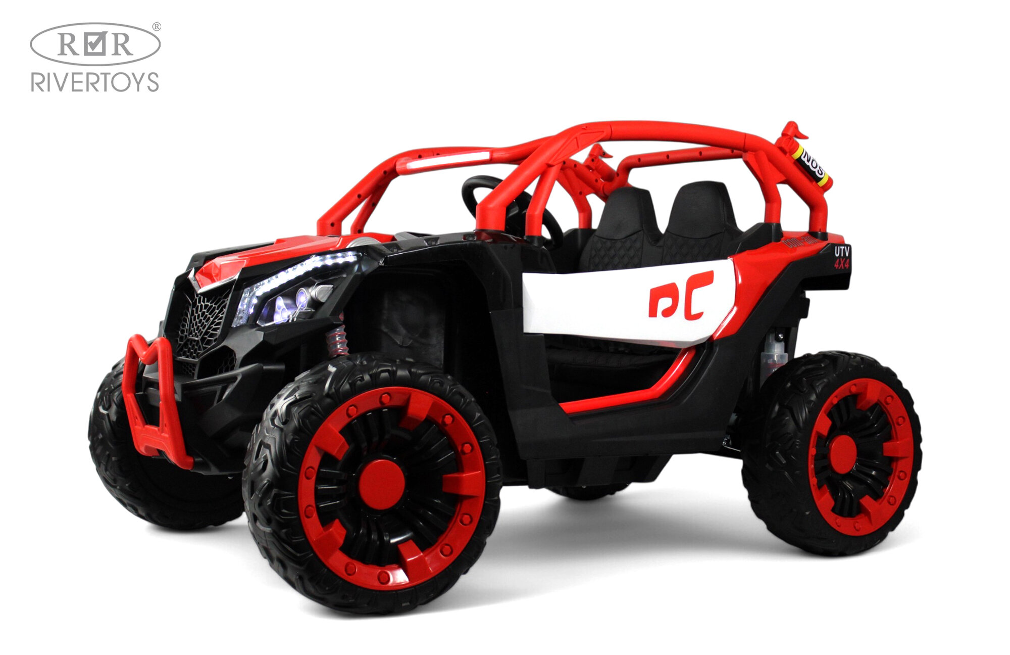 Детский электромобиль RiverToys X707XX с дистанционным управлением, полноприводный, двухместный черно-красный