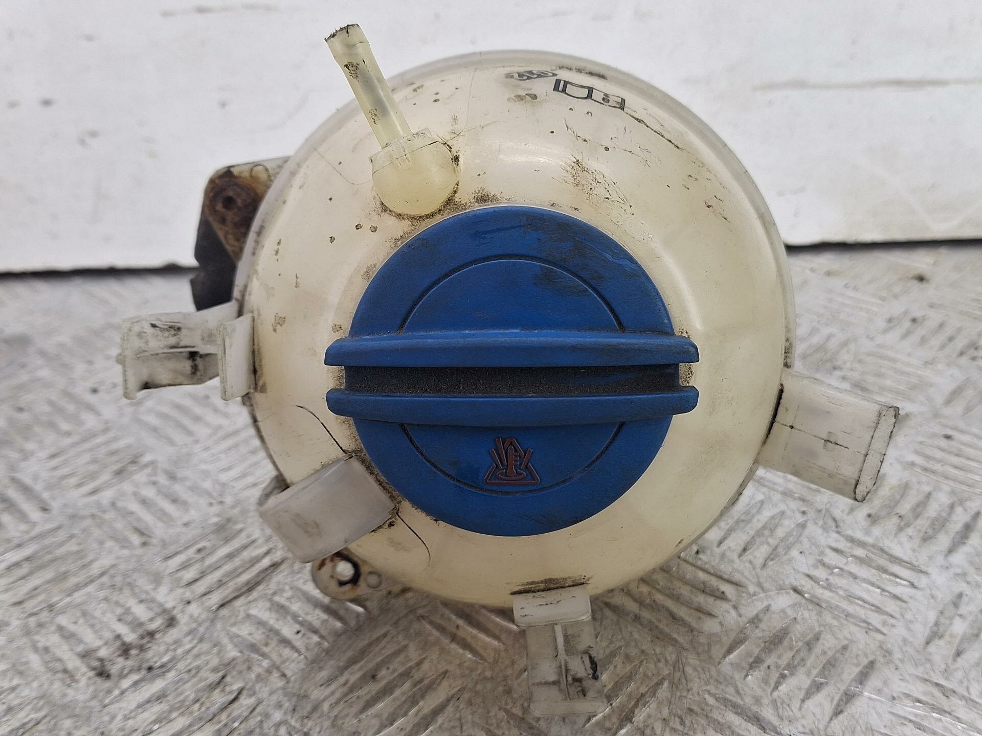 Бачок расширительный Volkswagen Passat B6 2008 1K0121407A