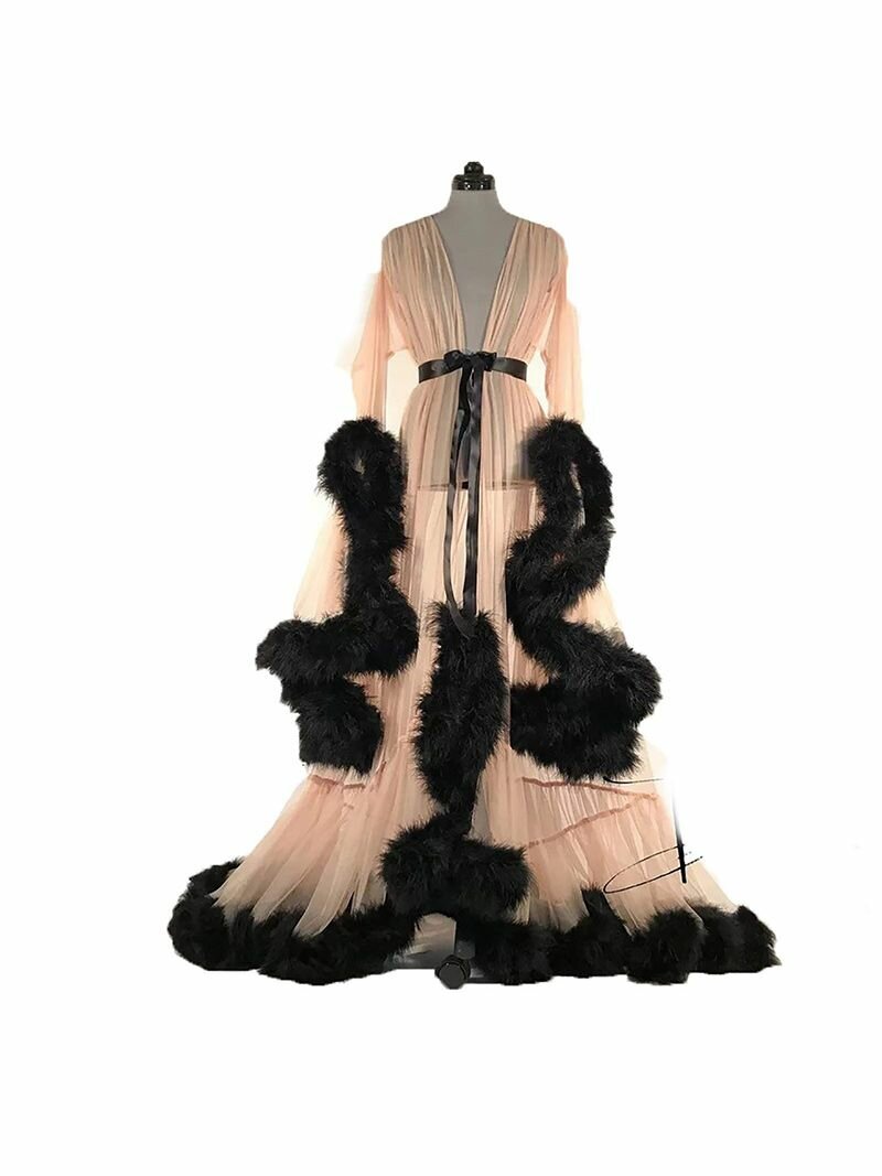 Халат С Перьями На Рукавах