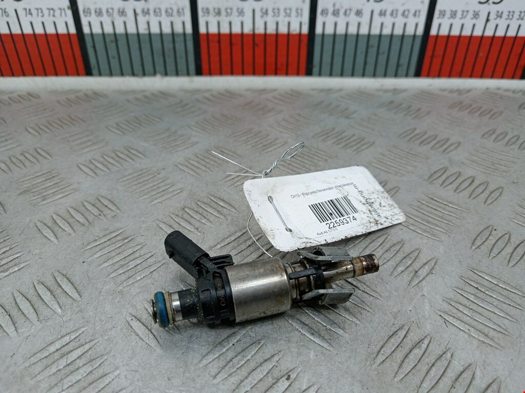 Форсунка бензиновая электрическая Audi A6 C7 06H906036G арт. 2259374