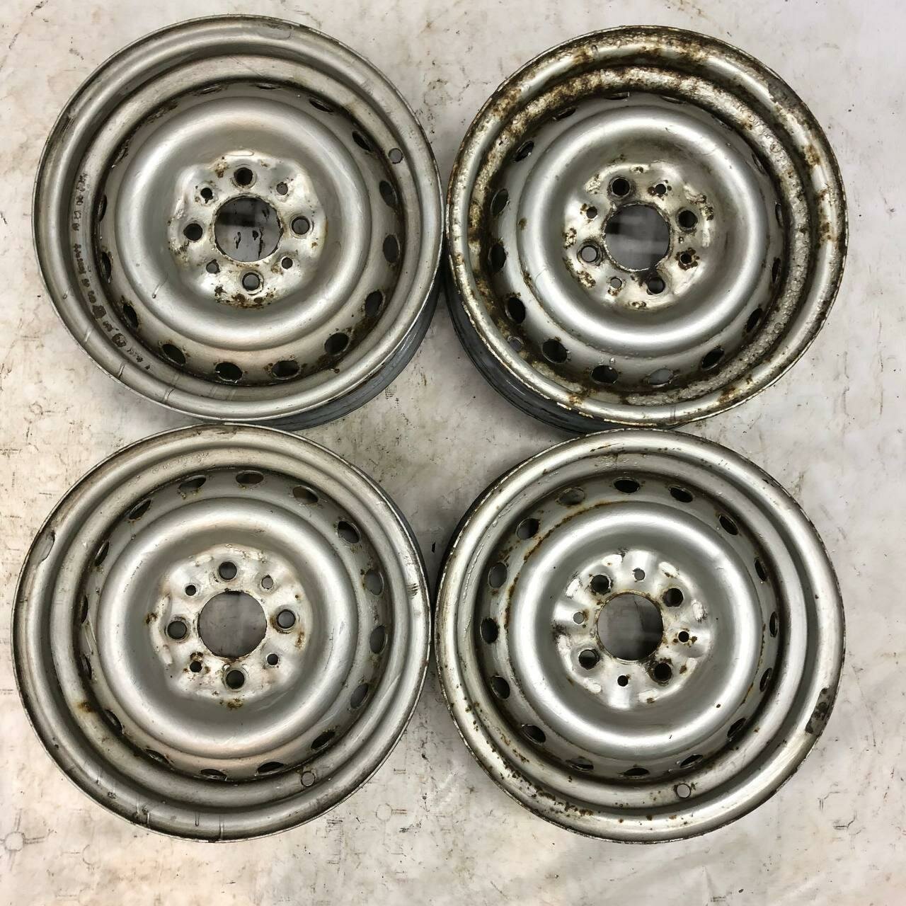 Колесные диски Штампованные 13x5 PCD 4x98 D60.1 ET29 (Реплика)