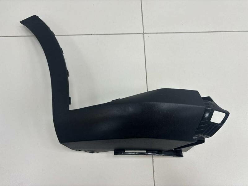 Накладка переднего бампера правая Kia Sorento 2020 кат.номер: 86508P2500