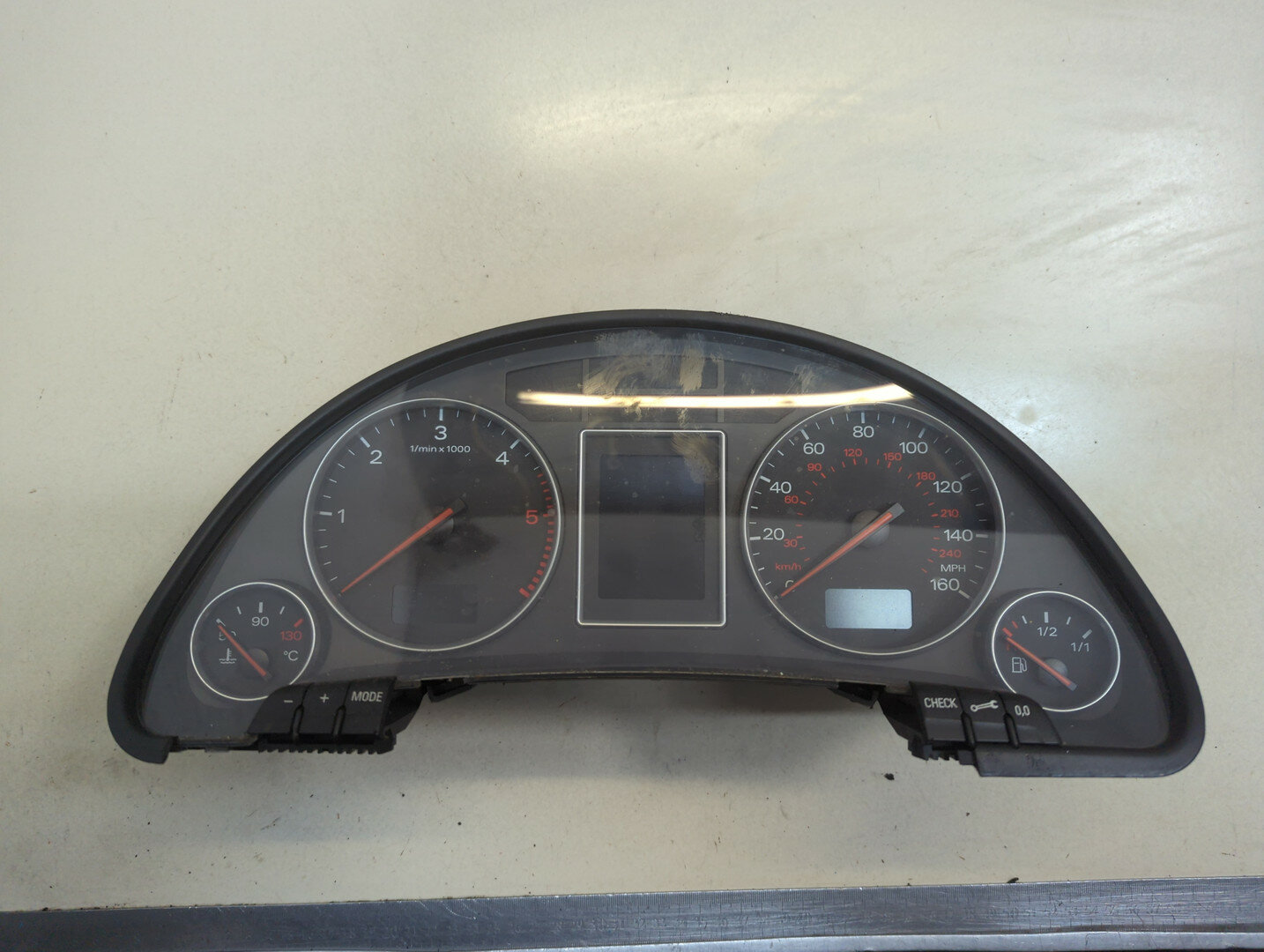 Приборная панель Audi A4 (B6) Б/У