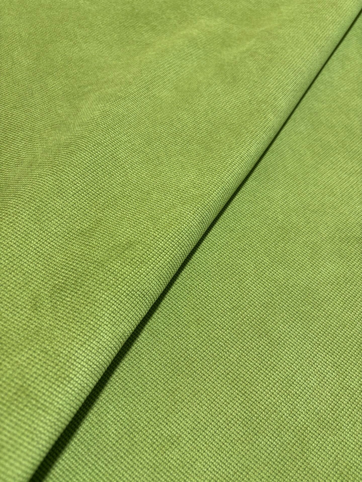 Антивандальный велюр для мебели. Цвет зеленый. Ширина 140см.