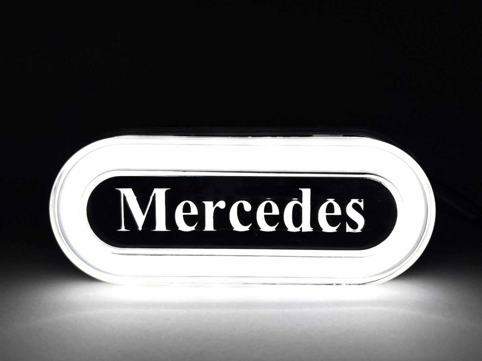 Фонари габаритные Mercedes белые к-т 2шт