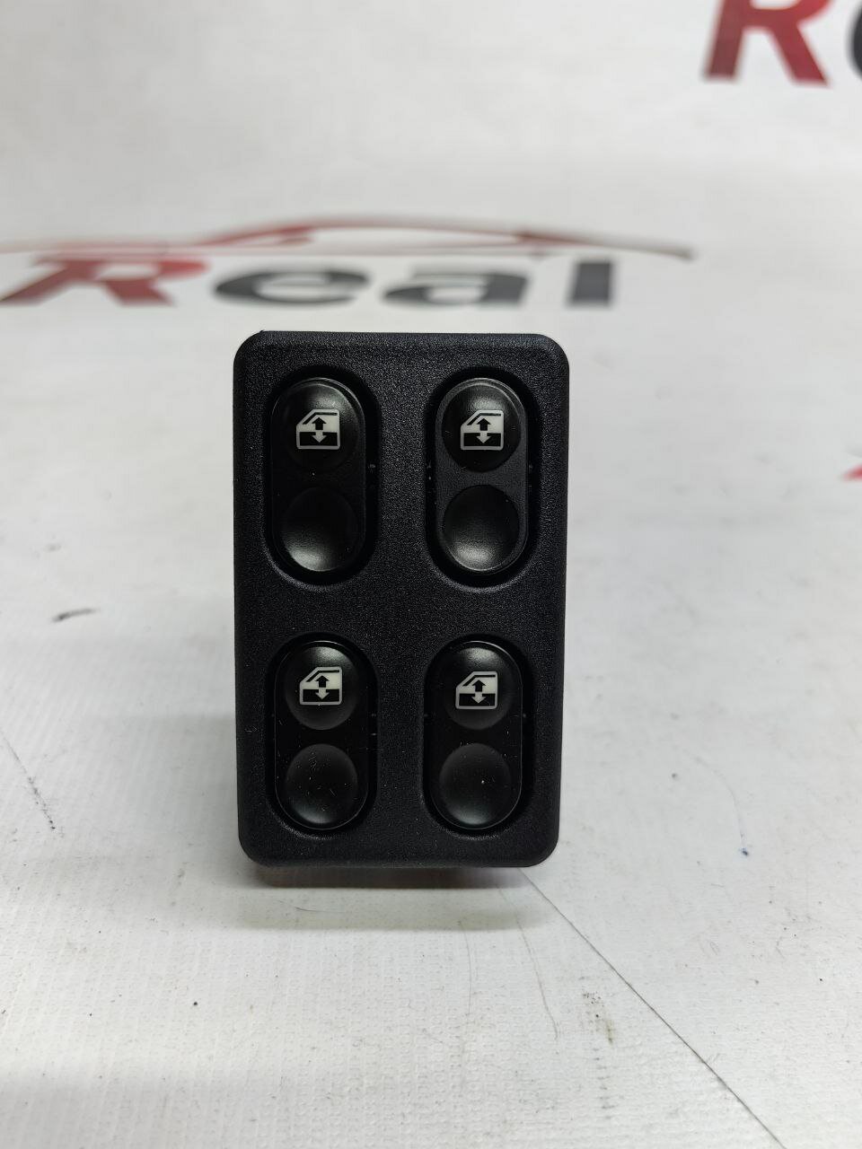Модуль управления стеклоподъемниками для 2110, 4 клавиши арт.18.3763