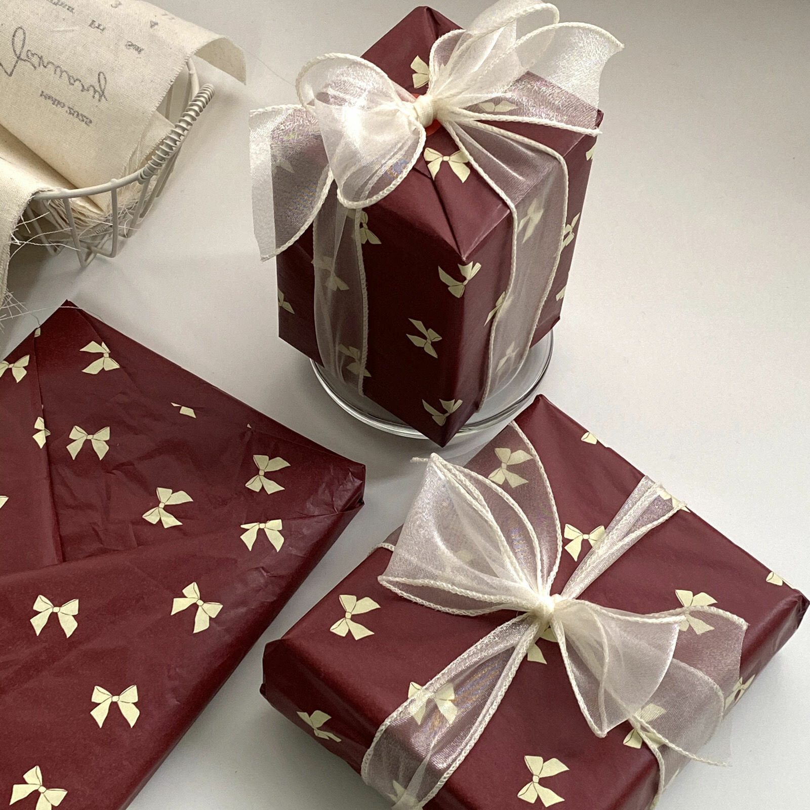 Винтажная бумага для упаковки винного цвета с бабочками и грушами, упаковка для свадебных и праздничных подарков, для вина, посуды и книг