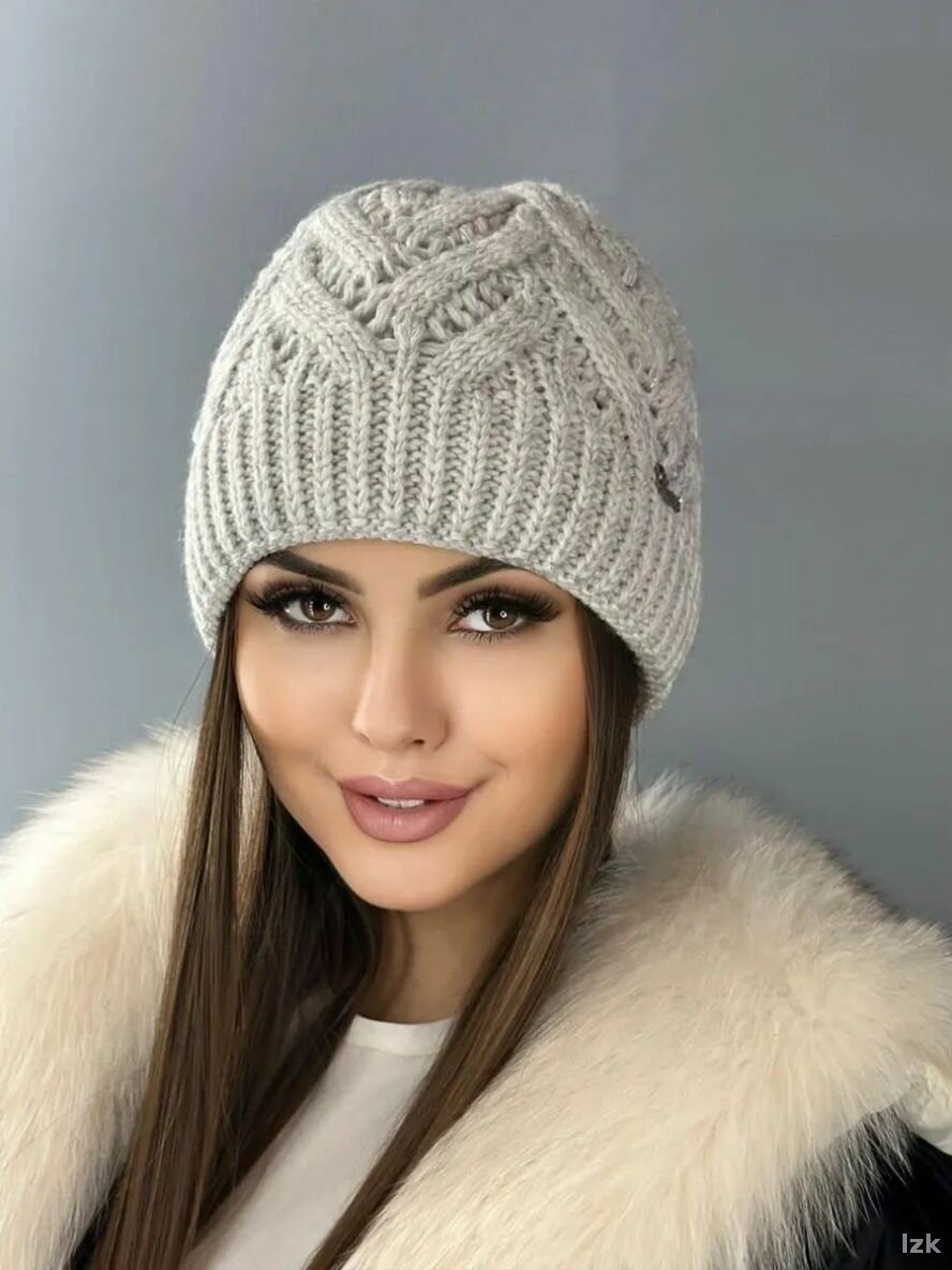 Комплект с головным убором  для женщин