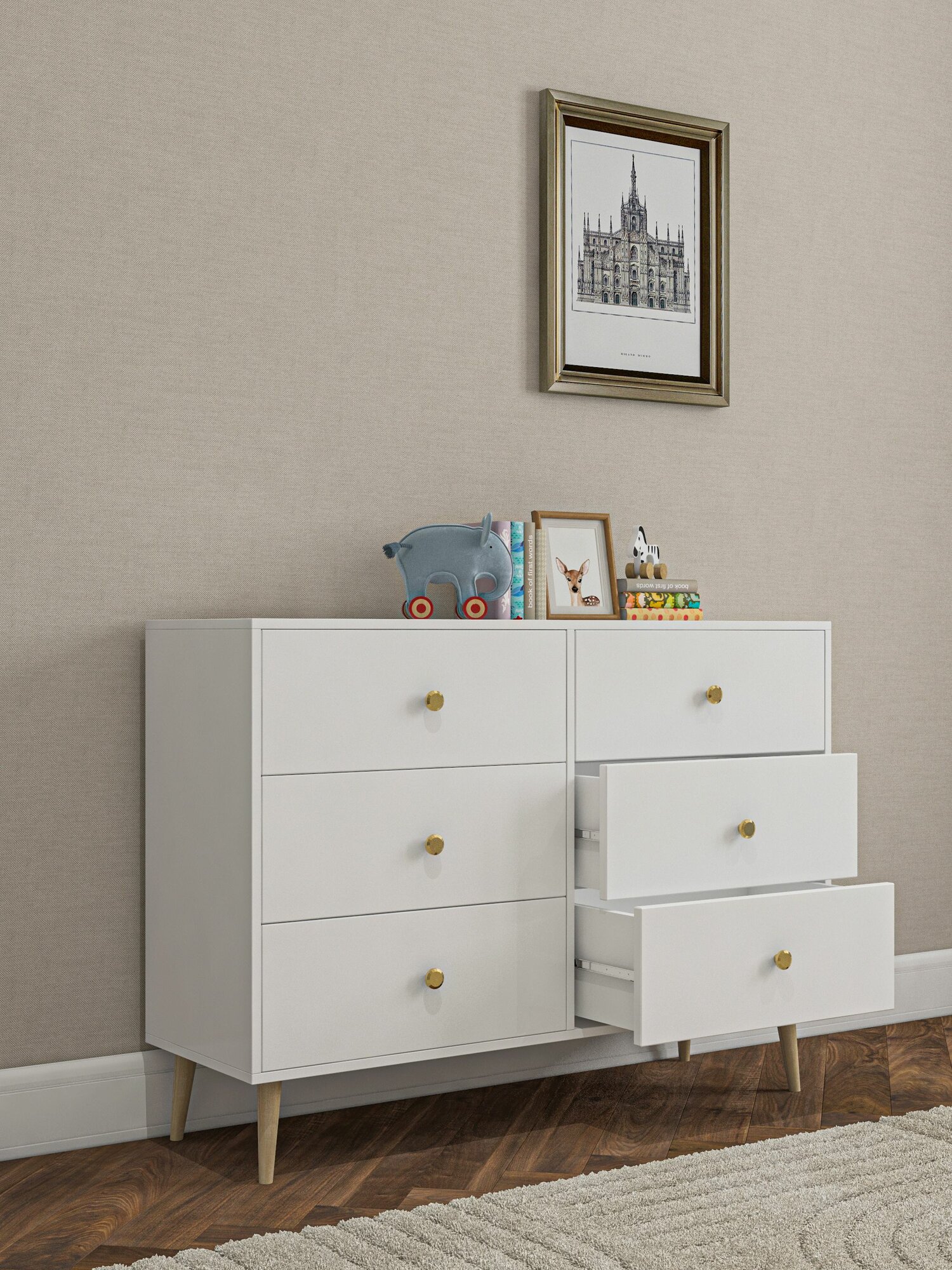 Комод большой Модерн 6 ящиков Львиная семейка белый, черные золотистые, ЛДСП Е1