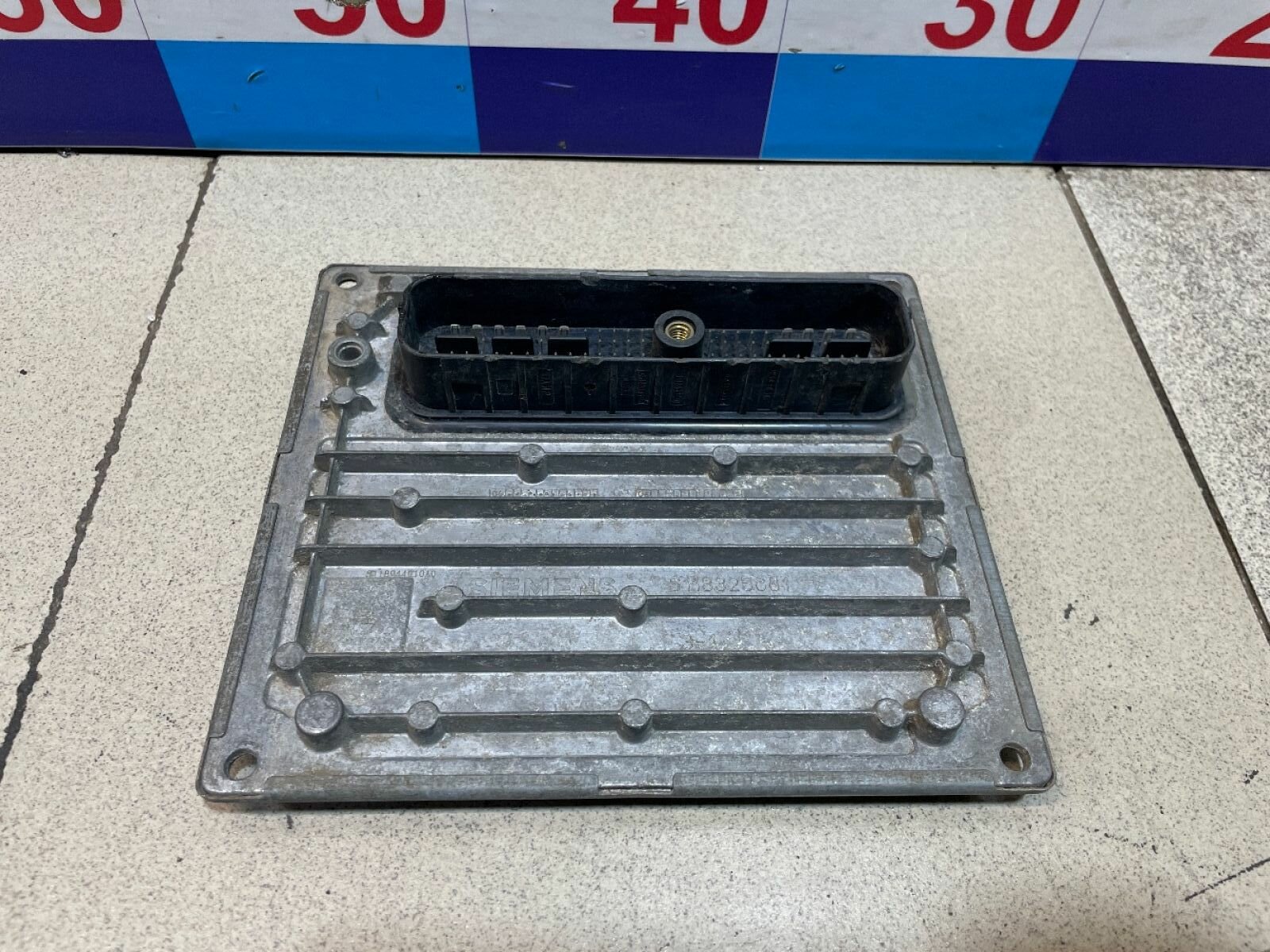 Блок управления двигателем Ford Focus 2 3CPA 6M5112a650GA