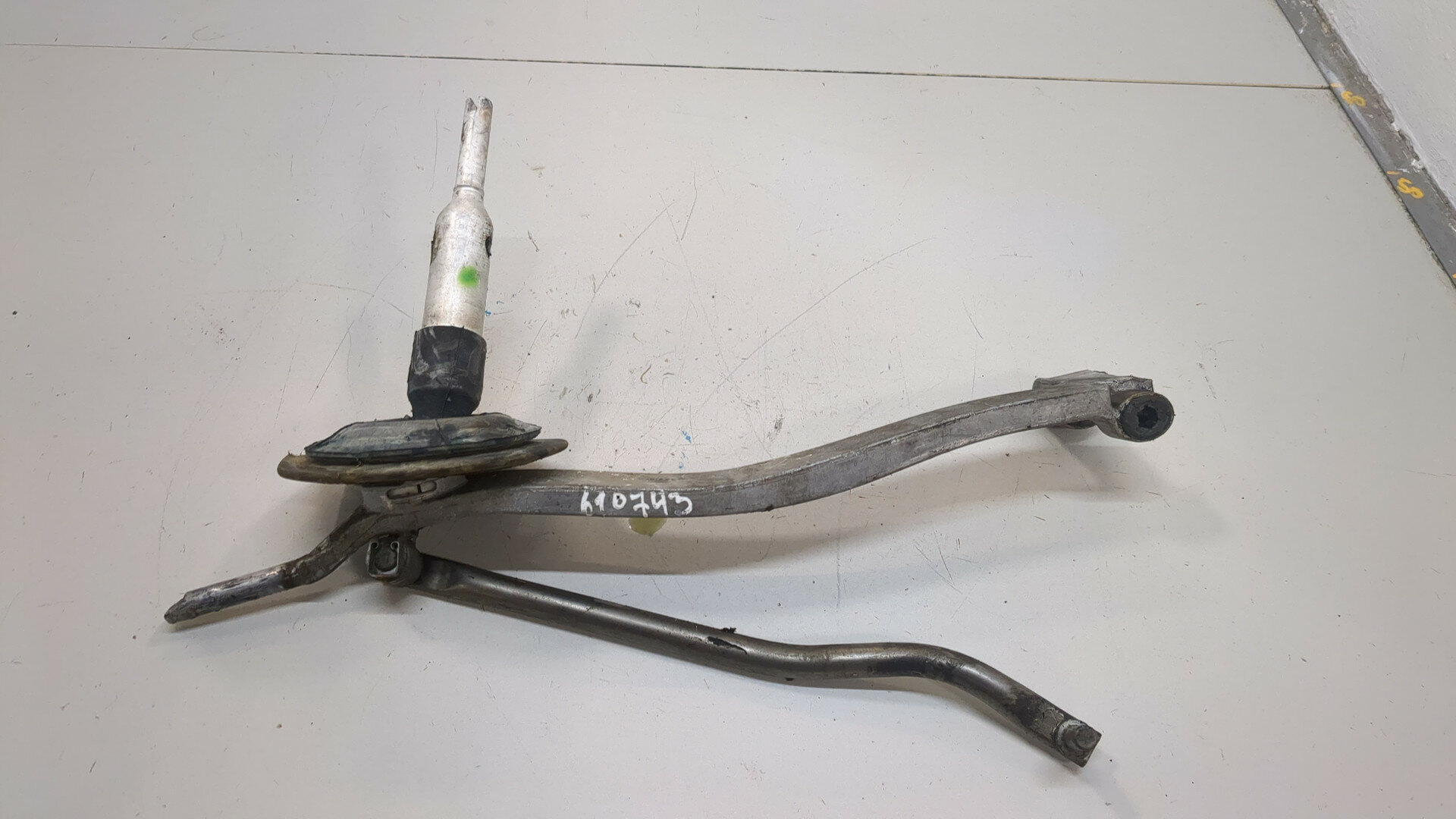 Кулиса КПП BMW 5 E60 Б/У