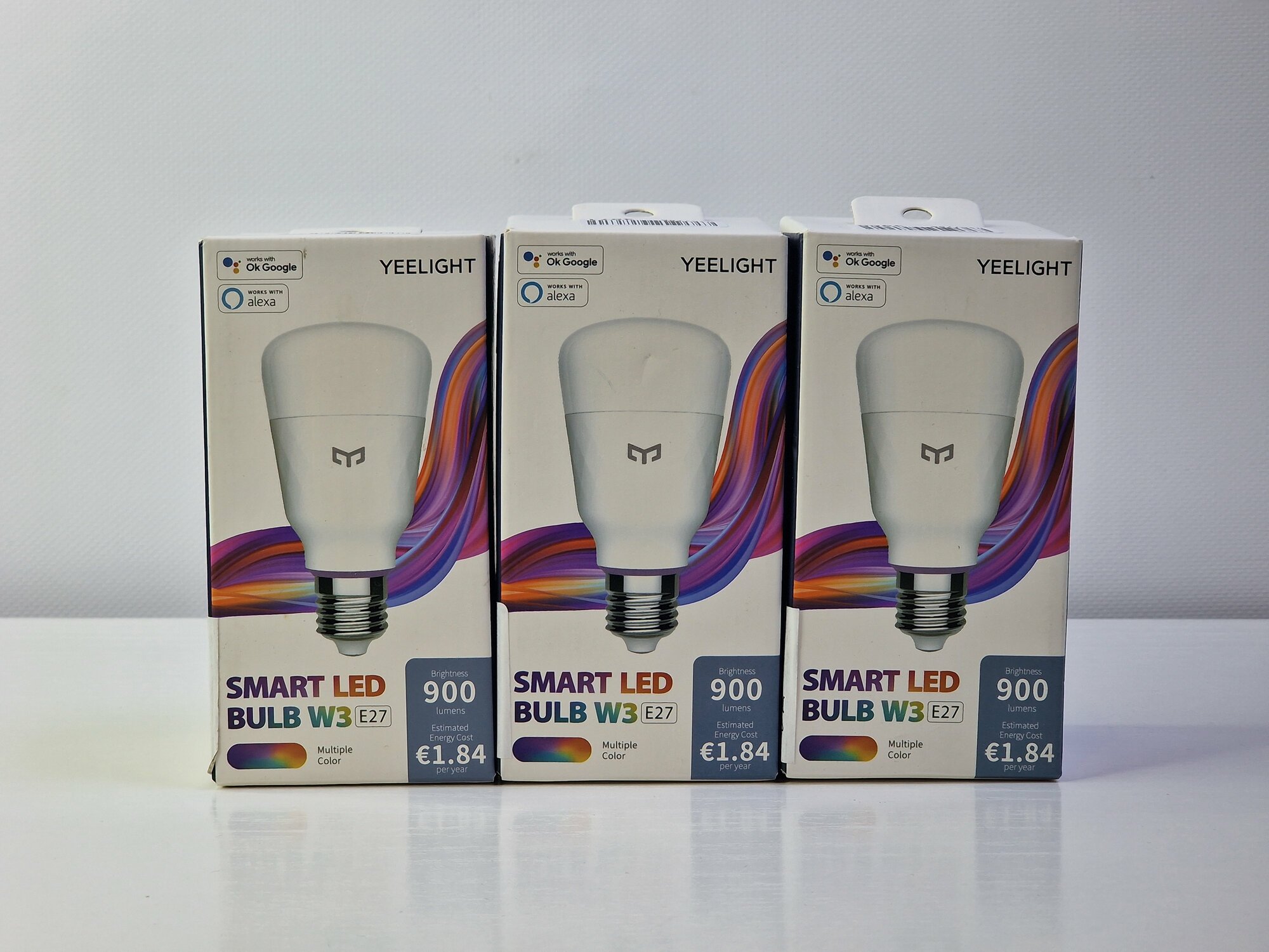 Умная LED-лампочка Yeelight Smart LED Bulb W3 (Multiple color) YLDP005 .