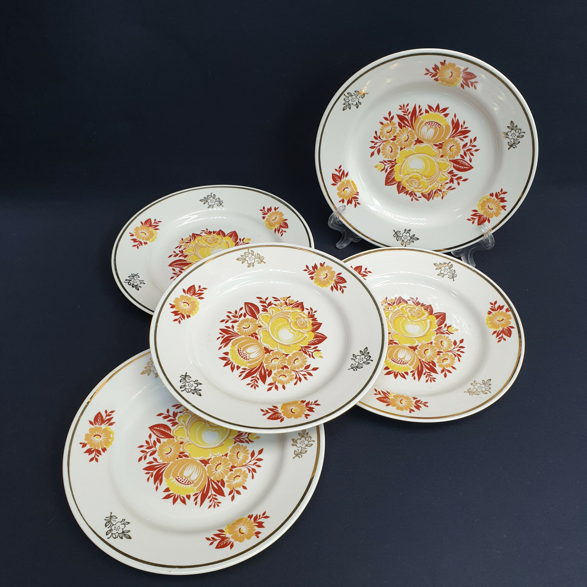 Набор десертных тарелок 5 шт Вербилки, фарфор, деколь, позолота. Винтаж СССР