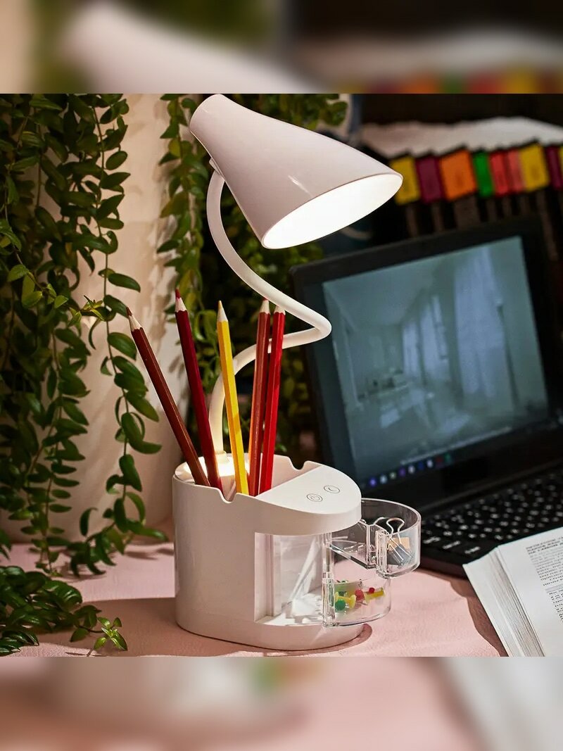 Настольная лампа, для рабочего стола и прикроватной тумбочки