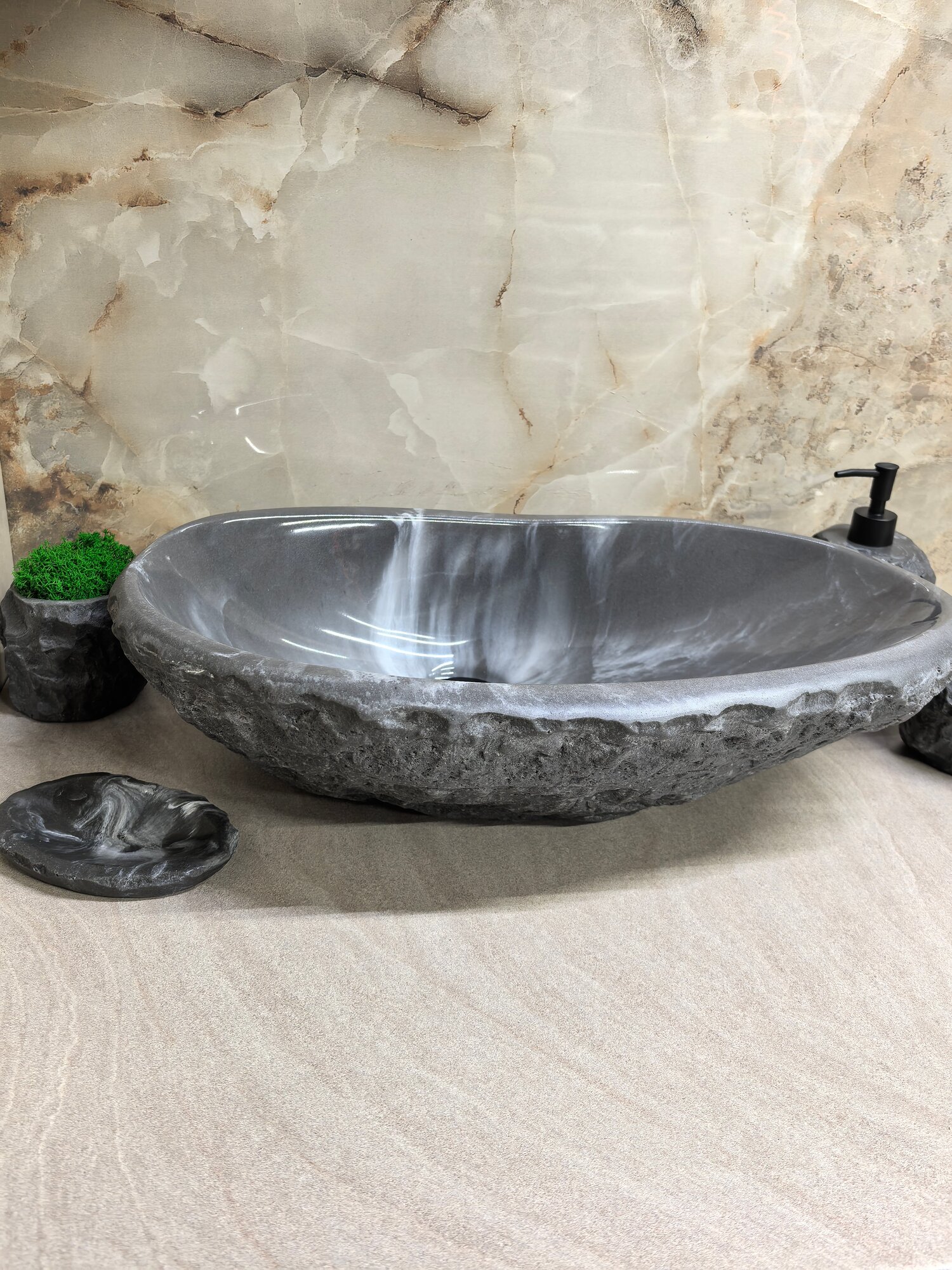 Раковина накладная серая с белой прожилкой 54*34*13. Только раковина.