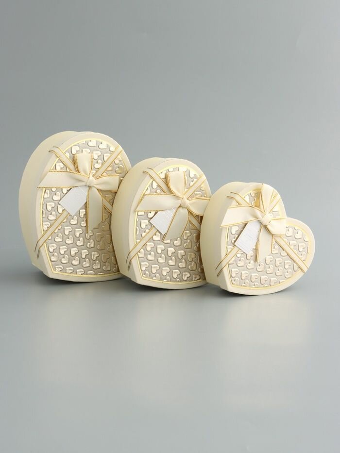 Набор подарочных коробок 3 в 1 сердца, кремовый, 22 20 9; 18.5 17 7.5; 16 14 6 см