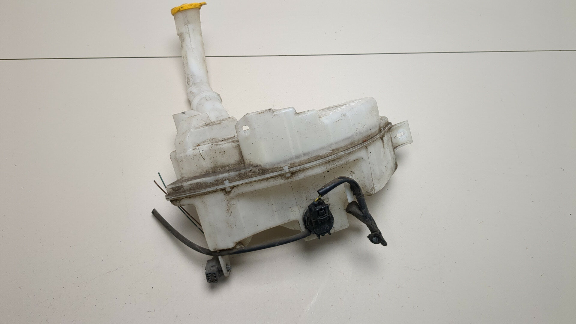 Бачок омывателя Mazda 3 (BK) Б/У