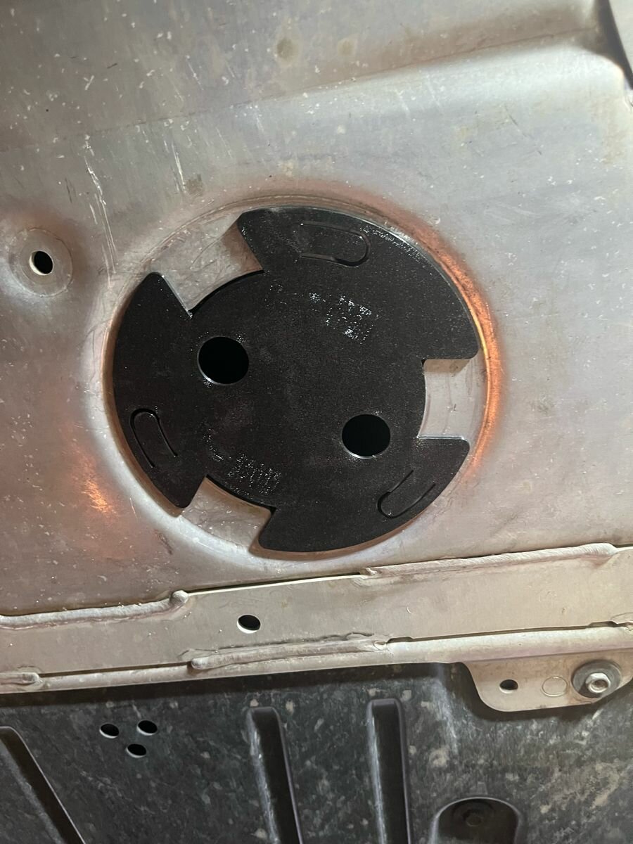 Крышка для защиты двигателя BMW G30 / 31116865263 /31 11 6 865 263