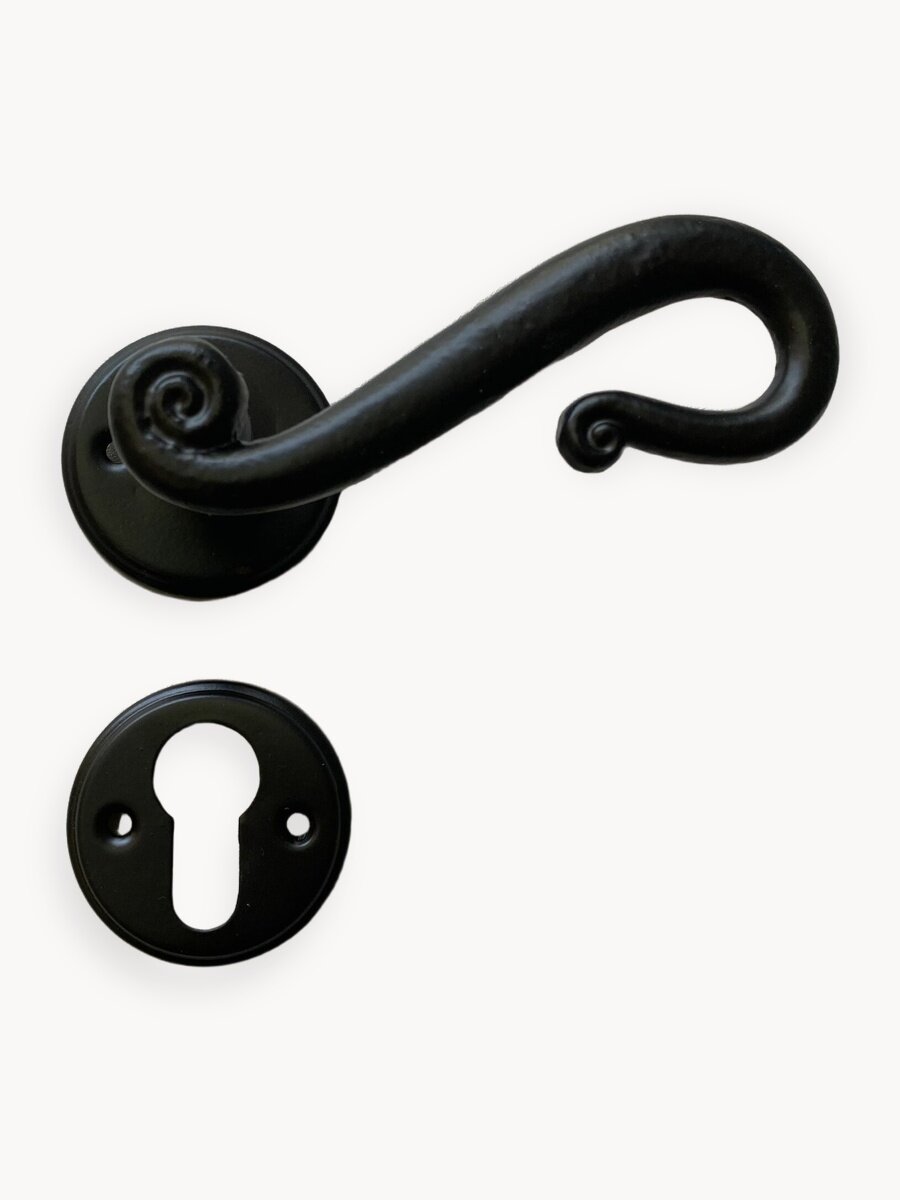 Ручки дверные под старину Black Line на розетке Черные, Италия