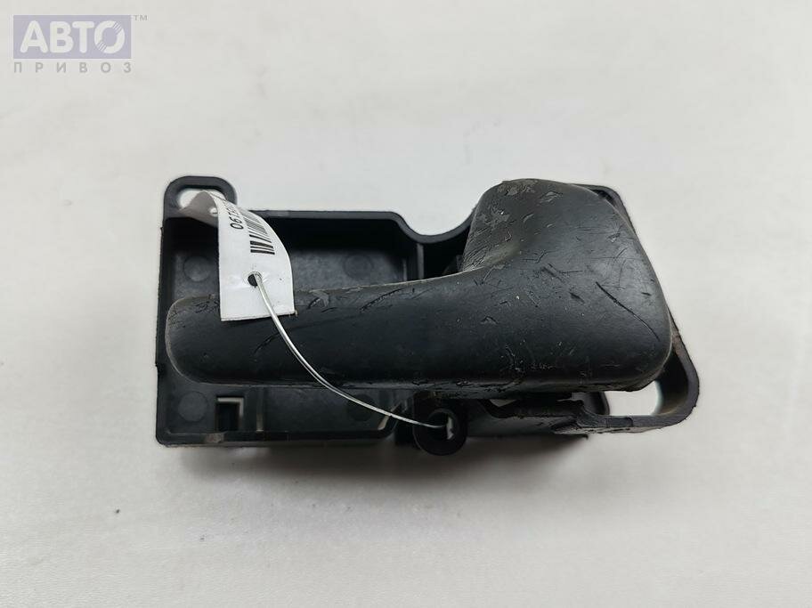 Ручка двери внутренняя передняя правая Volkswagen Passat B4