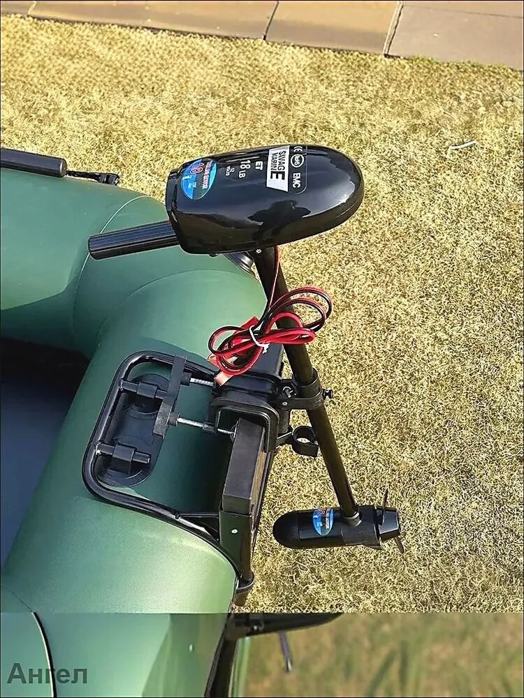 Электрический лодочный троллинговый мотор Savage Marine ET 18 LB, 180 Вт, лопасть весла, черный