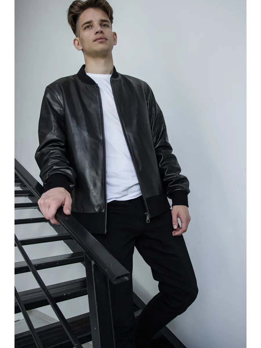 Куртка кожаная