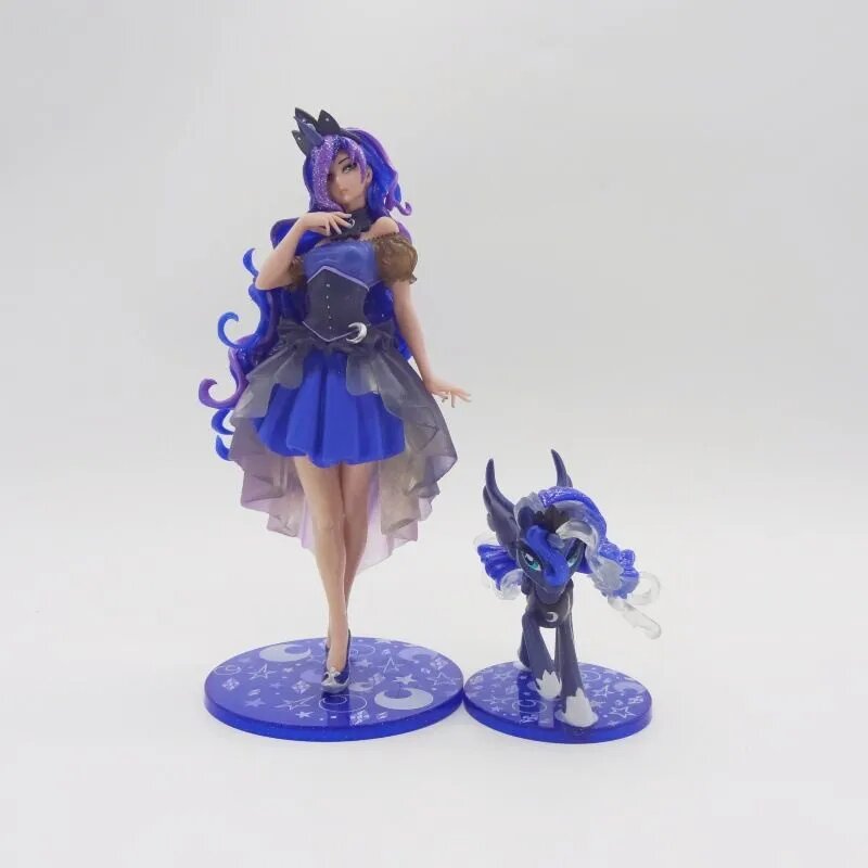 Фигурка My Little Pony Princess Luna Пурпурная из ПВХ для девочек коллекционная на подставке 25 см — фото 1
