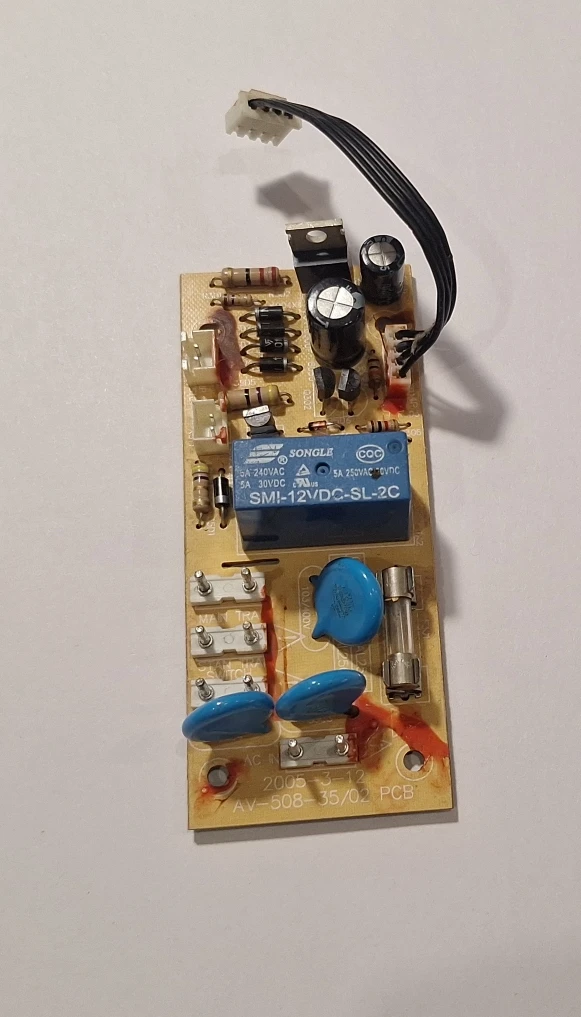 Плата (AV-508-35/02 PCB) ресивера SVEN (HR-986)