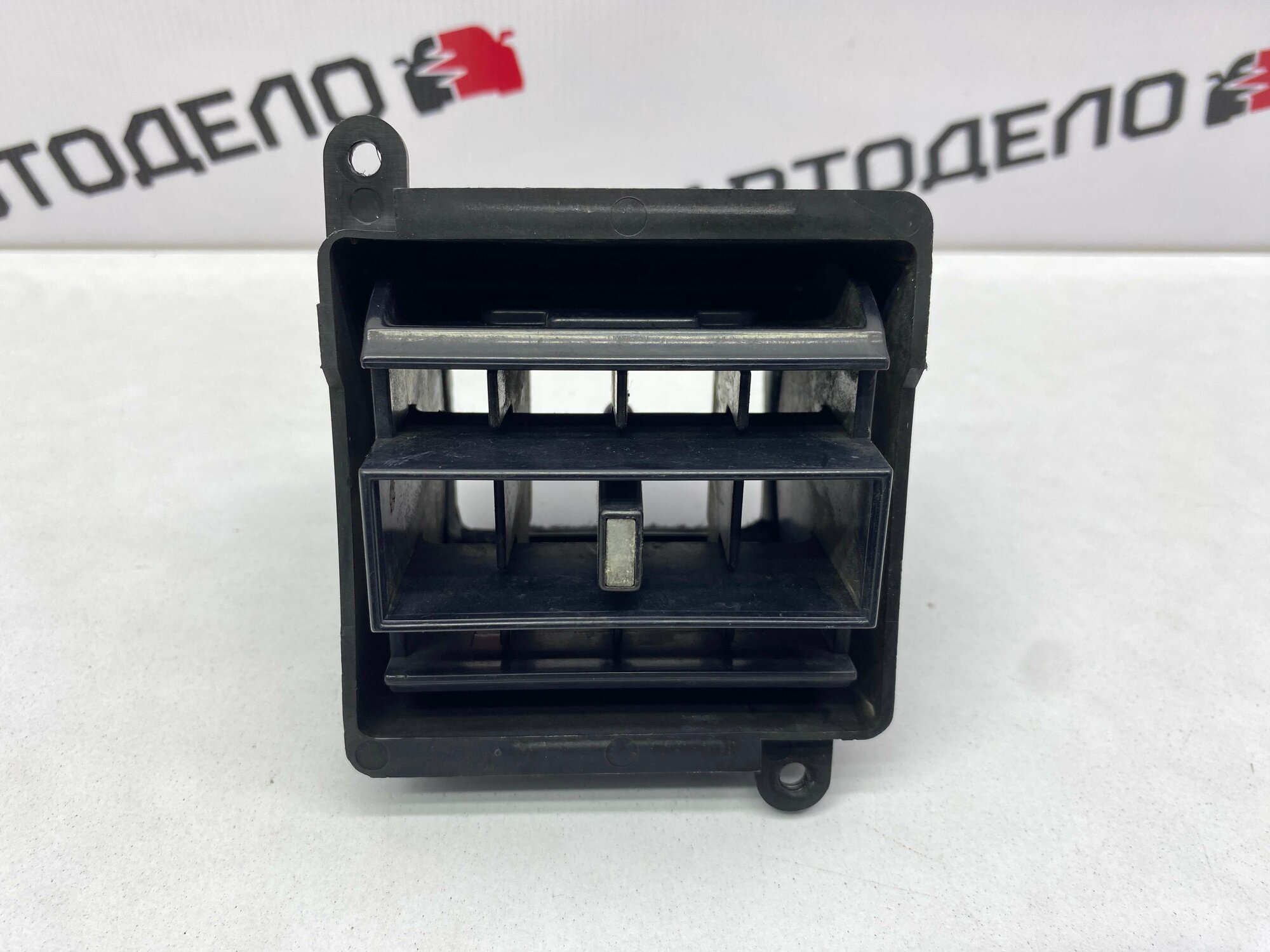 Воздуховод салонный Nissan Atlas F22 1990 г
