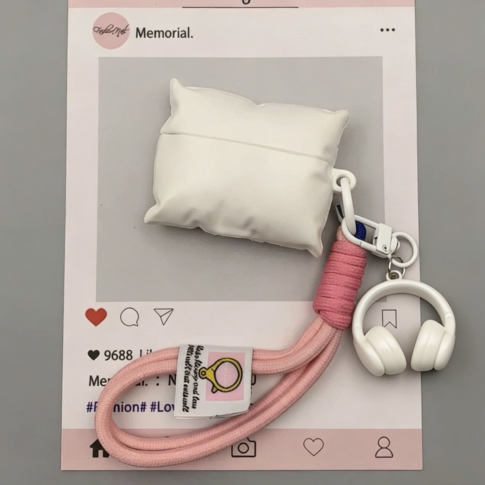 Защитный чехол для AirPods 4-го поколения, совместимый с AirPods 1/2/3/4 и Pro 3, для Bluetooth-наушников Apple, белый, в форме подушки.