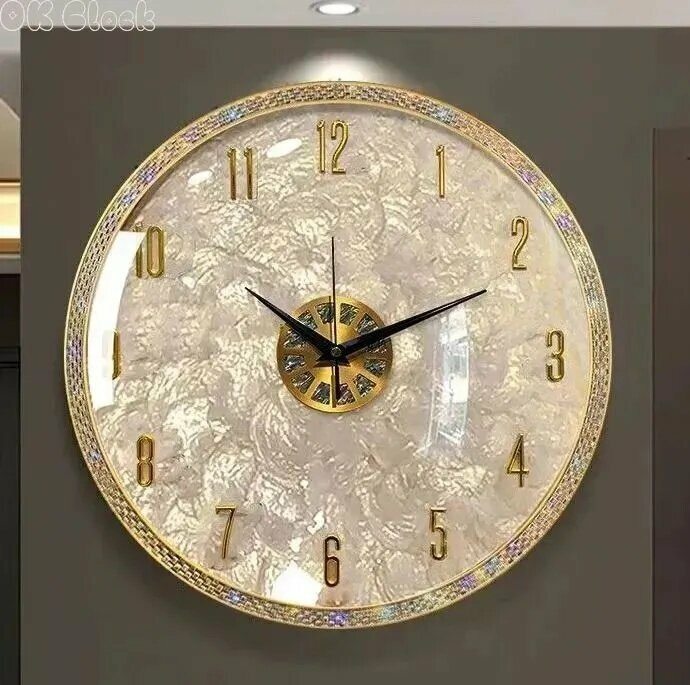 Настенные часы, 35 см х 35 см