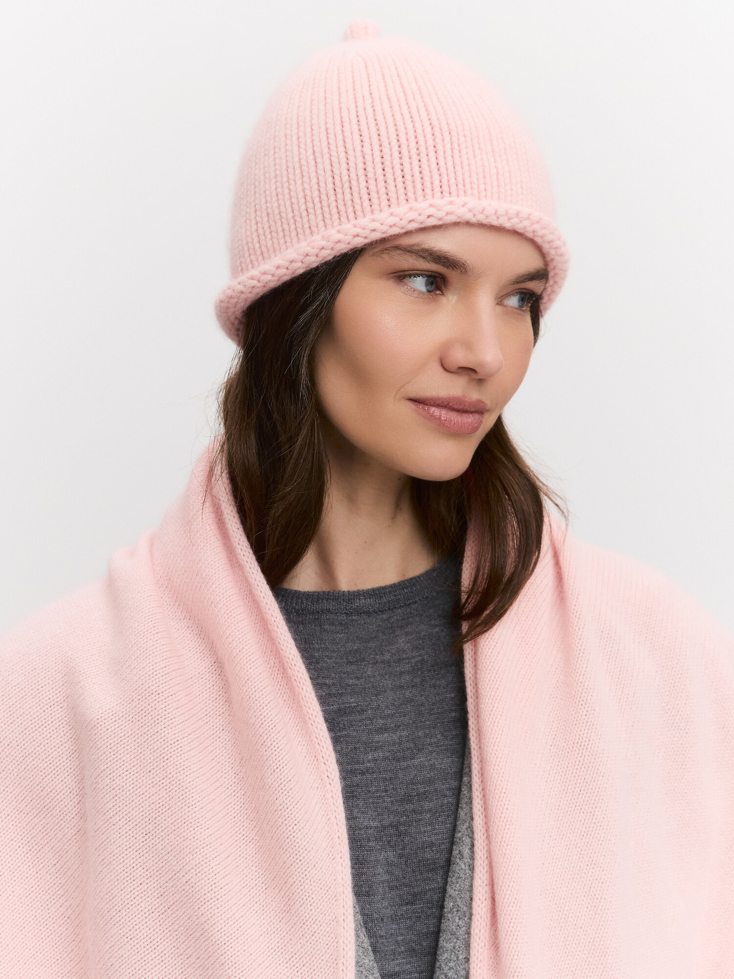 Шапка Осень-зима 2026 для женщин