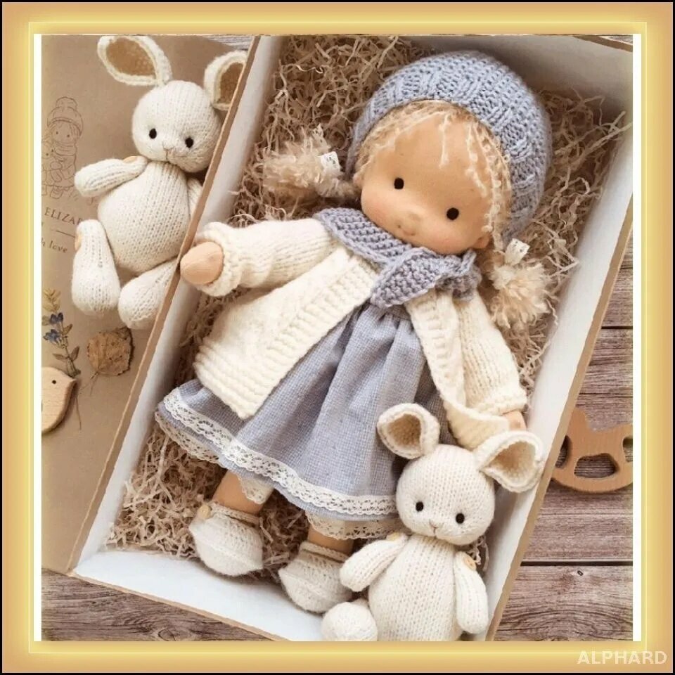 Эксклюзивная интерьерная текстильная кукла ручной работы с длинными волосами и комплектом одежды для девочек