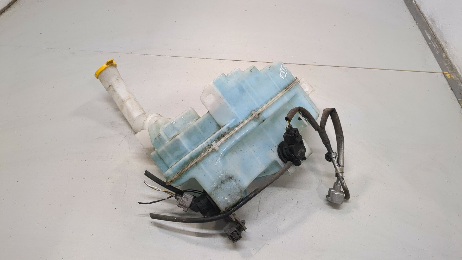 Бачок омывателя Mazda 3 (BK) Б/У