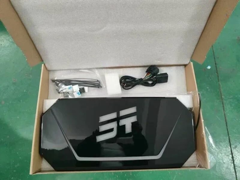 Дверь автомобильная