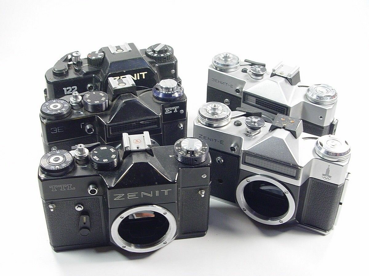 Пять неисправных фотоаппаратов Зенит. СССР, 1964-79 г. Металл и пластик. Лот 4